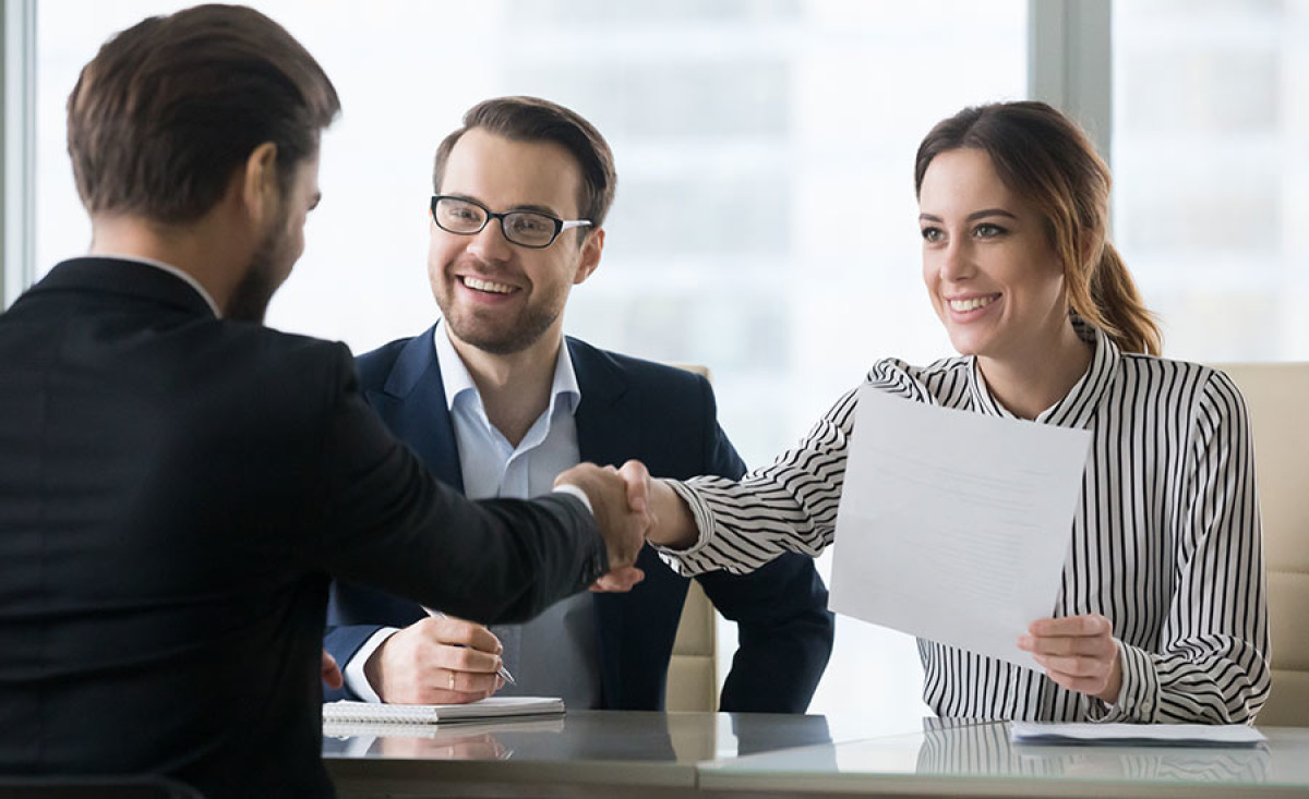 Contractor Management: All You Need To Know | DesignRush