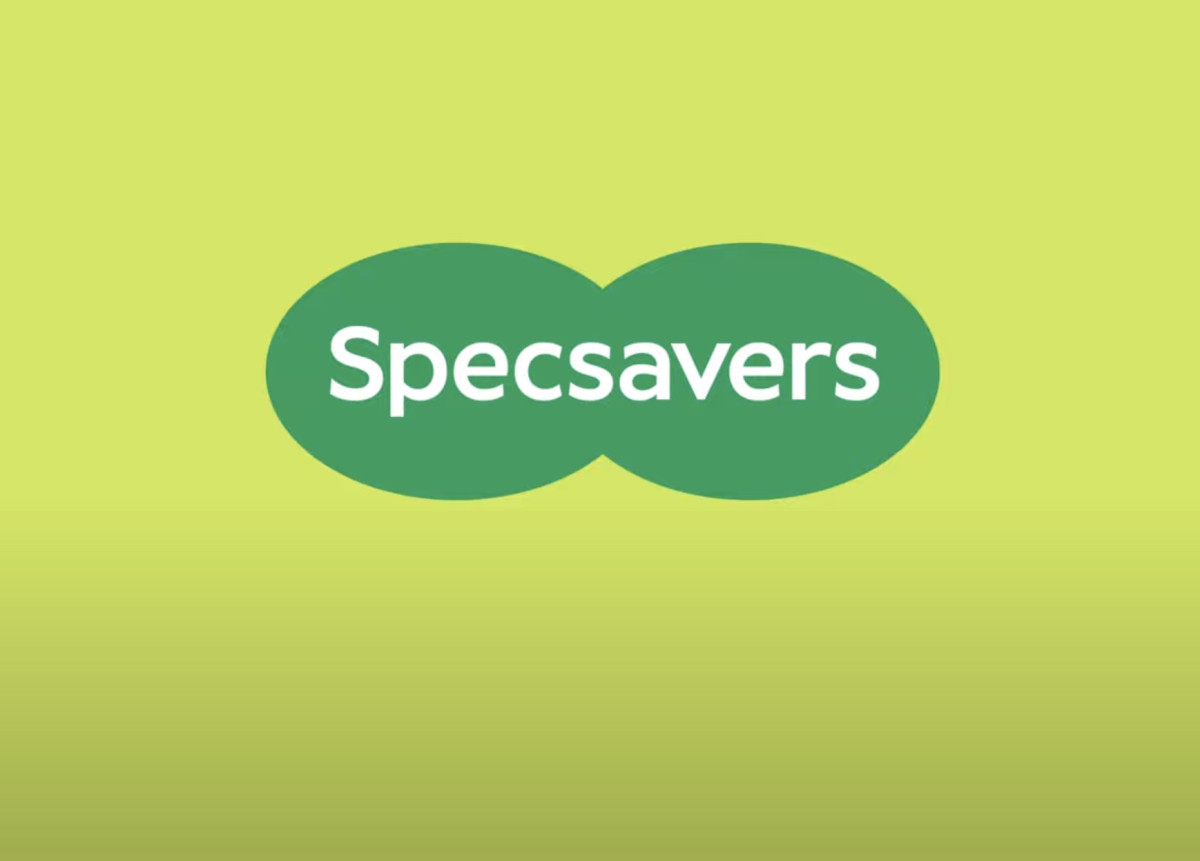 Specsavers' New Ad Is an Airport Thriller | DesignRush