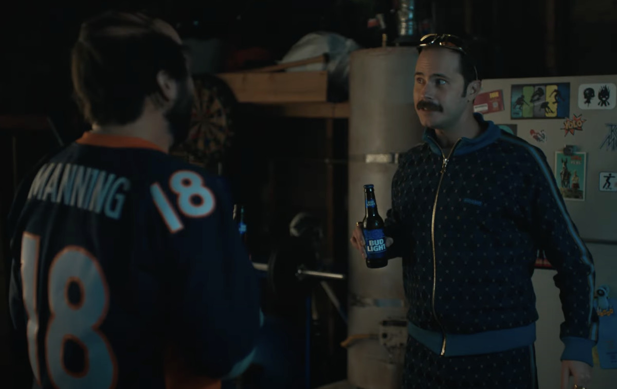 Peyton Manning and Post Malone Star in New Bud Light Ad | DesignRush