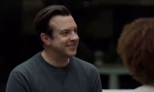 Jason Sudeikis Believes Taco Bell Also 'Hits' in the Day | DesignRush