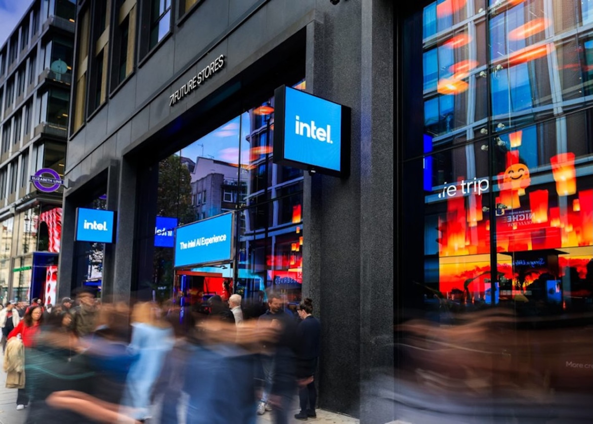 ARK Visual Unveils Future Stores Innovative Visual Identity | DesignRush