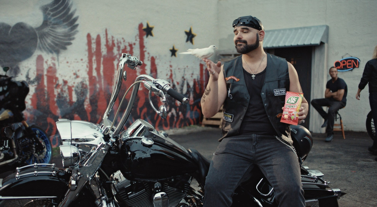 Tic Tac Chewy! Drops 'Soft on the Inside' Campaign | DesignRush