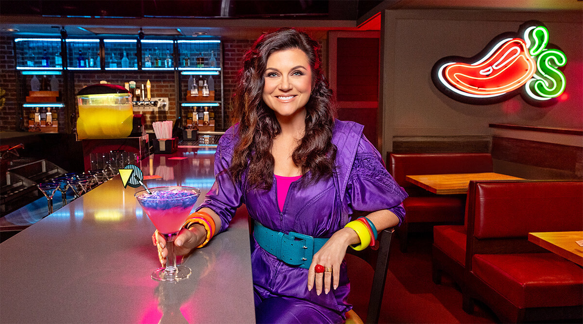 Nostalgic Sips: Chili’s Color‑Shift Margarita with Tiffani Thiessen | DesignRush