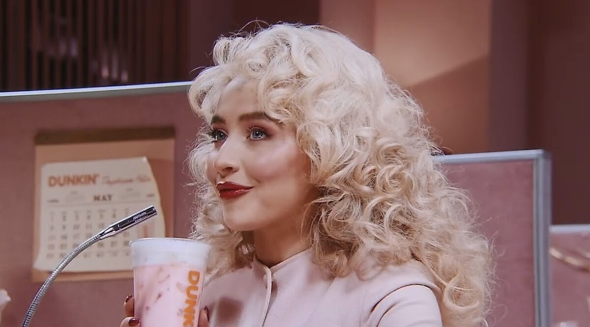 Dunkin' & Sabrina Carpenter Drop Strawberry Daydream Drink | DesignRush