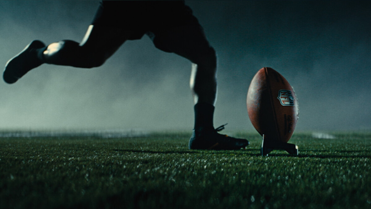 Accenture and Droga5 Debut NFL Goalposts Campaign | DesignRush