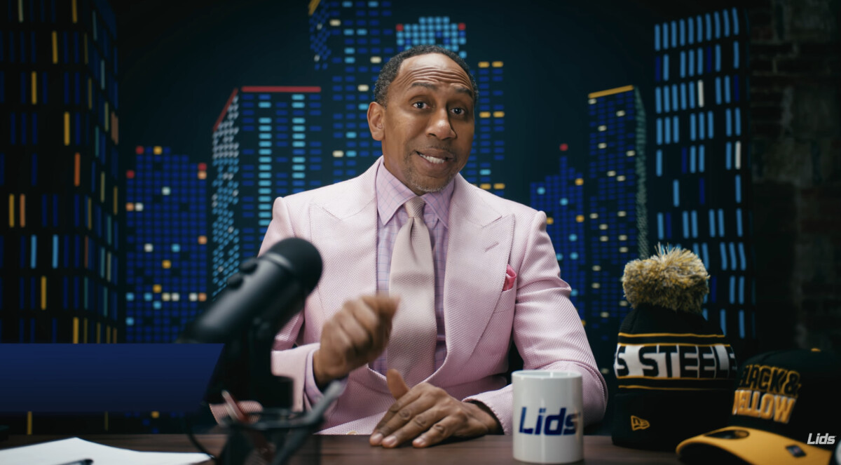 Lids Unveils Star-Studded Holiday Push | DesignRush