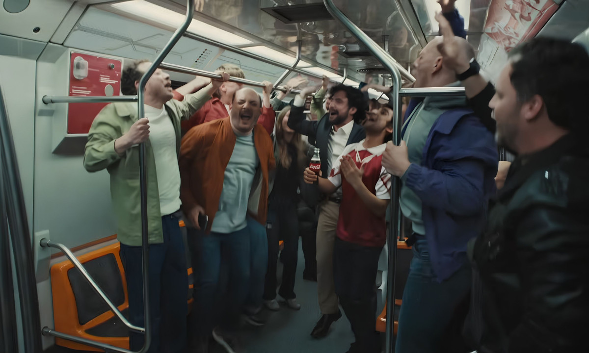 Coca-Cola - Bubbling Up Video Design | DesignRush
