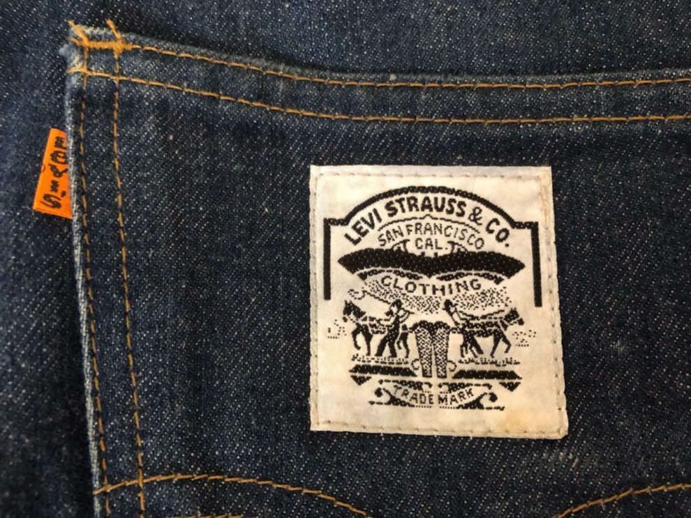 Levi's® Logo Design Embodies Freedom, Endurance and Confidence Like No ...