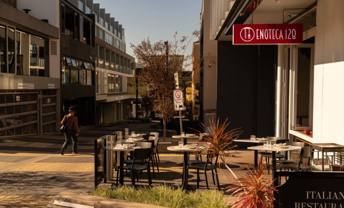 Enoteca 128 Logo Design Analysis | DesignRush