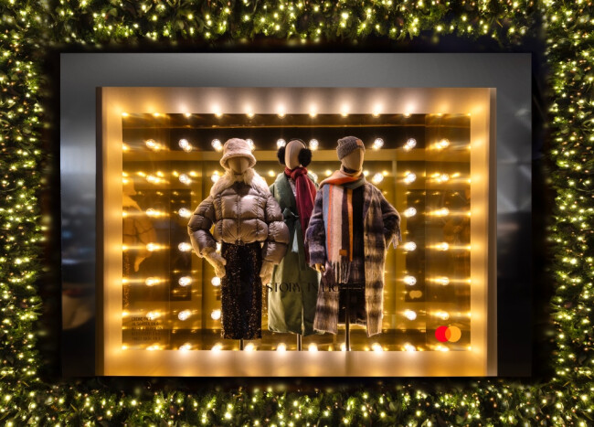 Saks Fifth Avenue Brings Back Holiday Magic in NYC | DesignRush